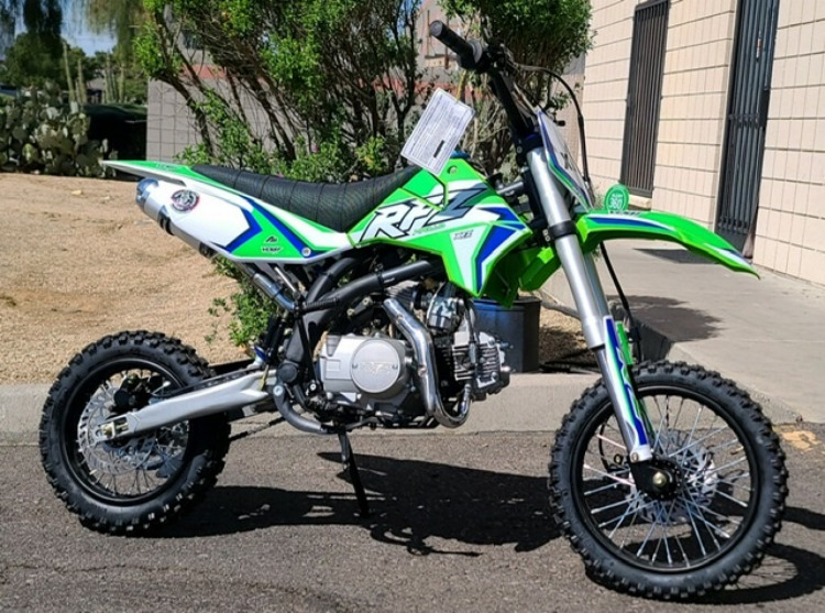 #329 - 2020 Apollo motorcycle 125 cc | MAG Auctions