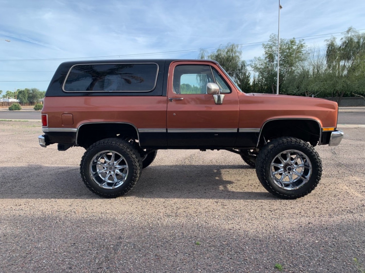 #374 - 1983 GMC Jimmy K5 Diesel Resto Mod | MAG Auctions