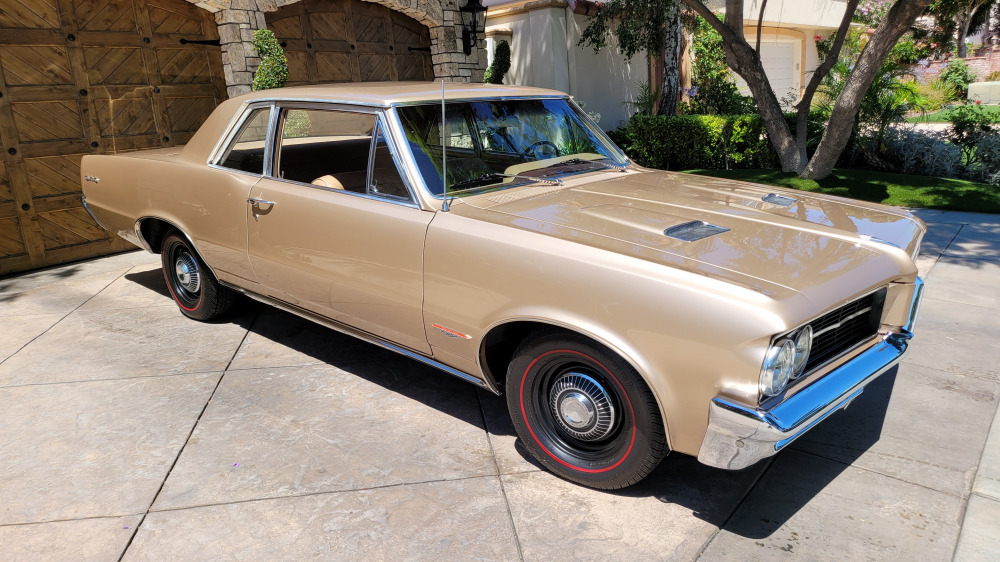 #355 - 1964 Pontiac GTO 2 Door Coupe | MAG Auctions