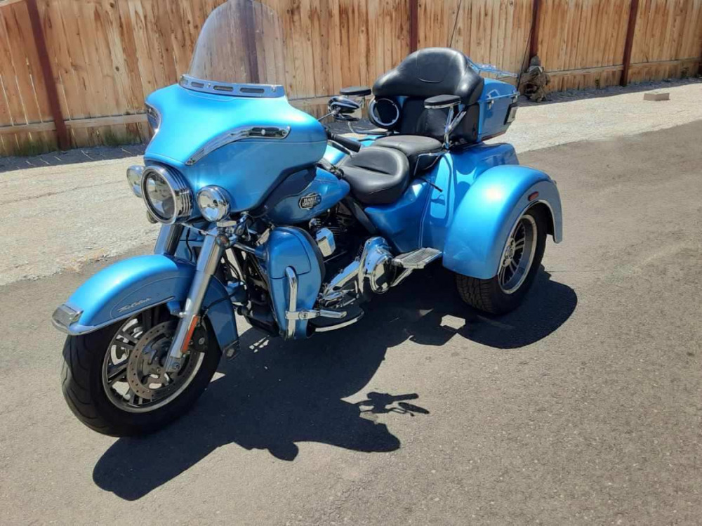 #182 - 2011 Harley Davidson Tri-Glide Ulta Motorcycle | MAG Auctions