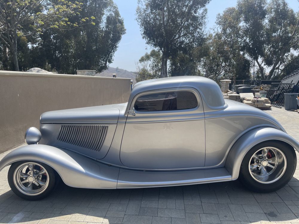 #536 - 1933 Ford Custom 3 Window Coupe | MAG Auctions