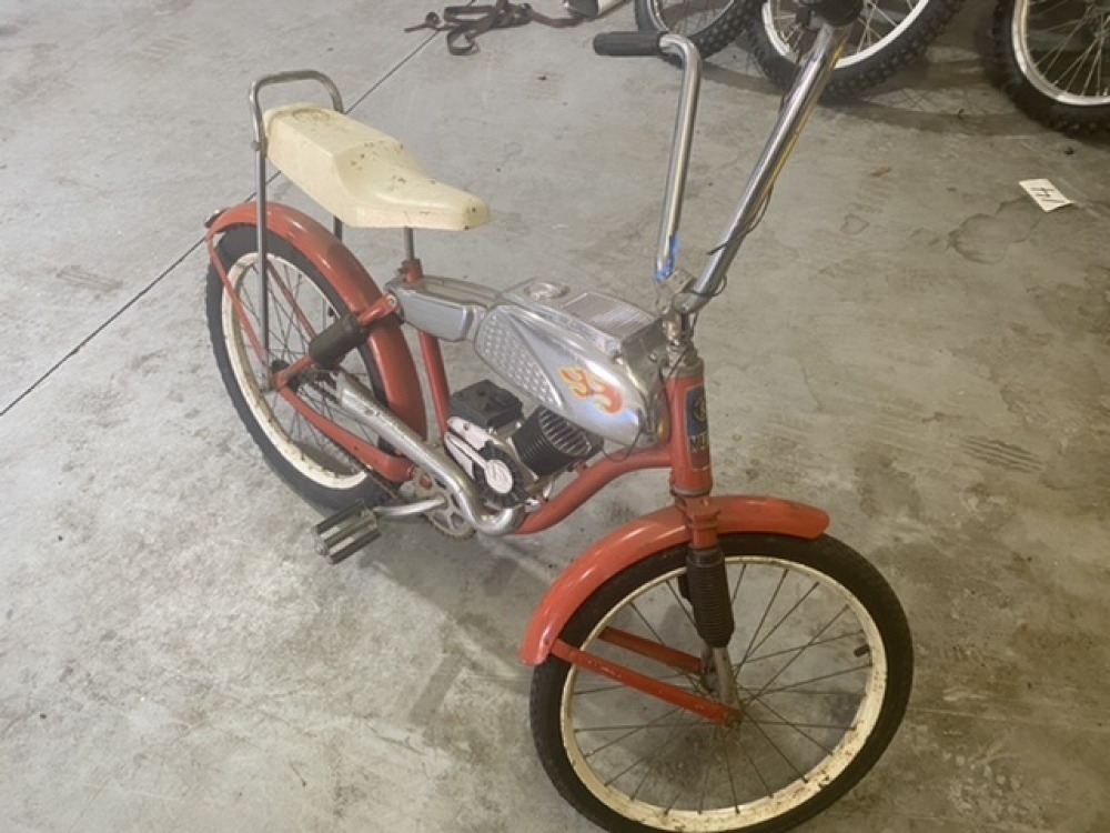 #M214 - Mattel hot rod bicycle from the 60s Extremely rare | MAG Auctions