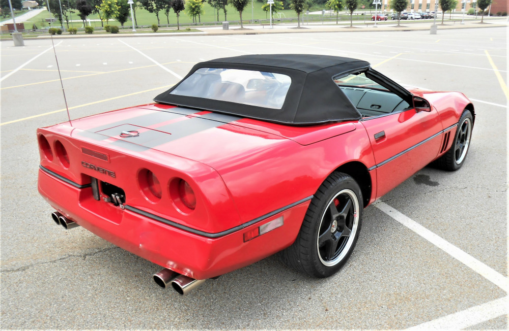 #210 - 1990 Chevrolet Corvette Convertible | MAG Auctions