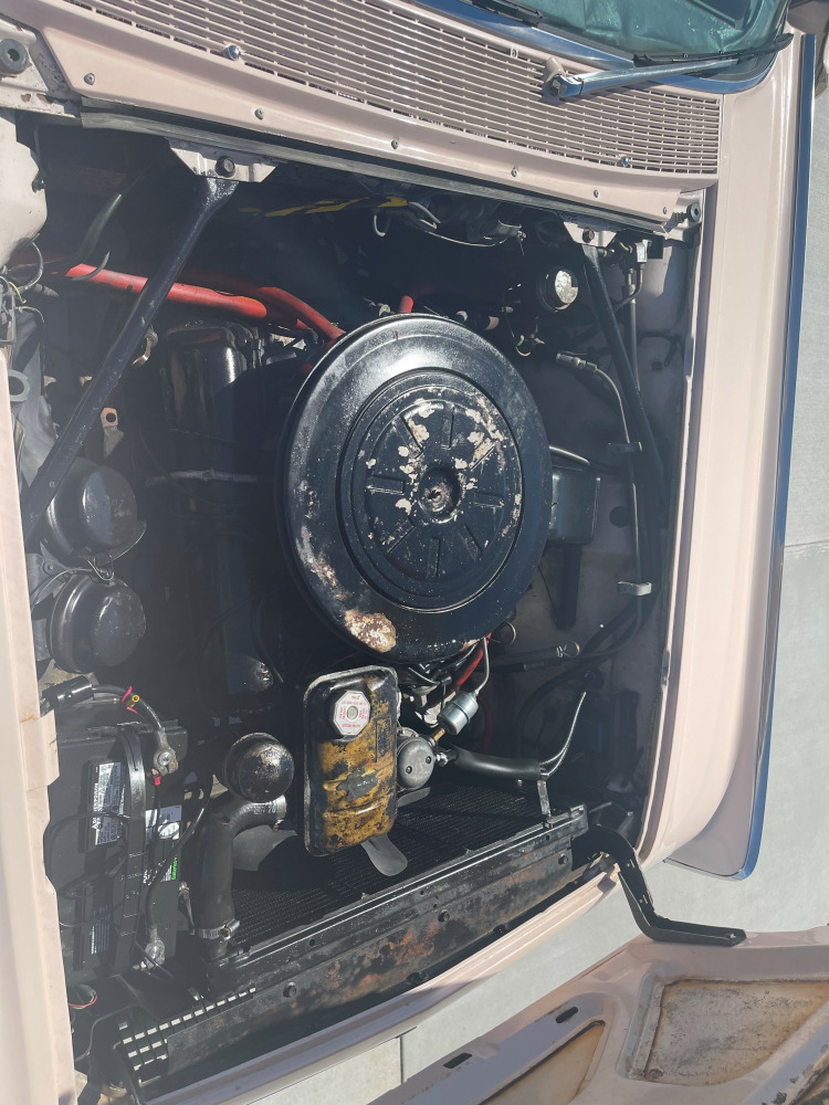 #195 - 1961 Lincoln Continental 4 door sedan | MAG Auctions