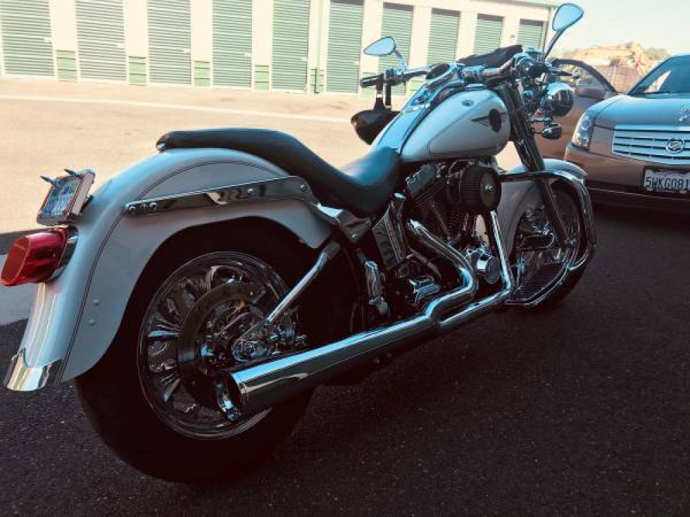 #143 - 2002 Custom Harley-Davidson Fat Boy | MAG Auctions