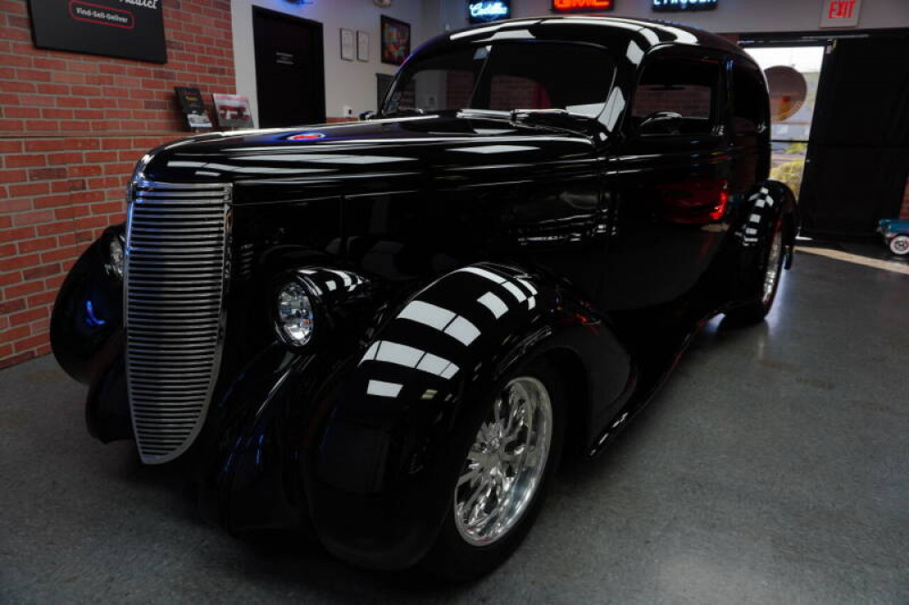 #207 - 1937 Nash Lafayette | MAG Auctions