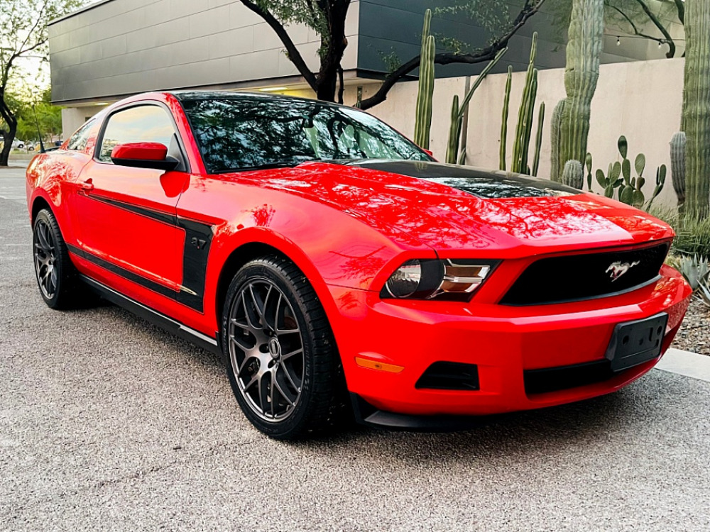 #318R - 2012 Ford Mustang Coupe | MAG Auctions