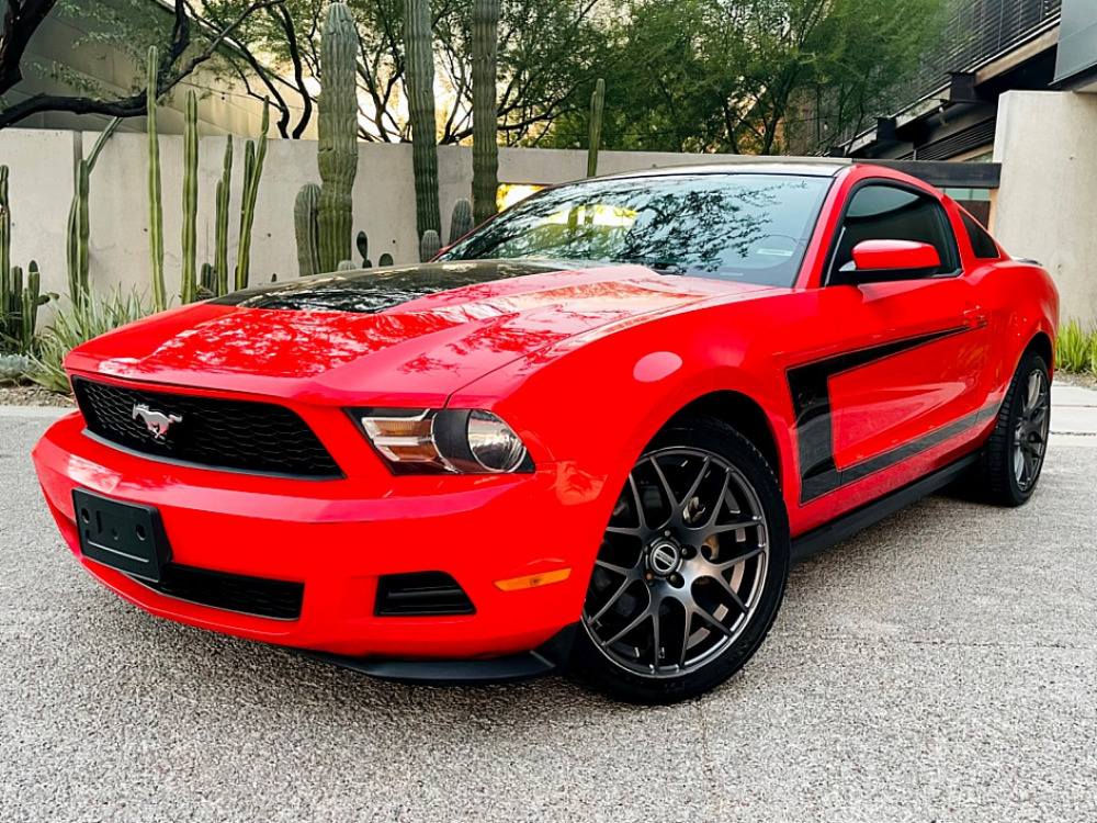 #318R - 2012 Ford Mustang Coupe | MAG Auctions