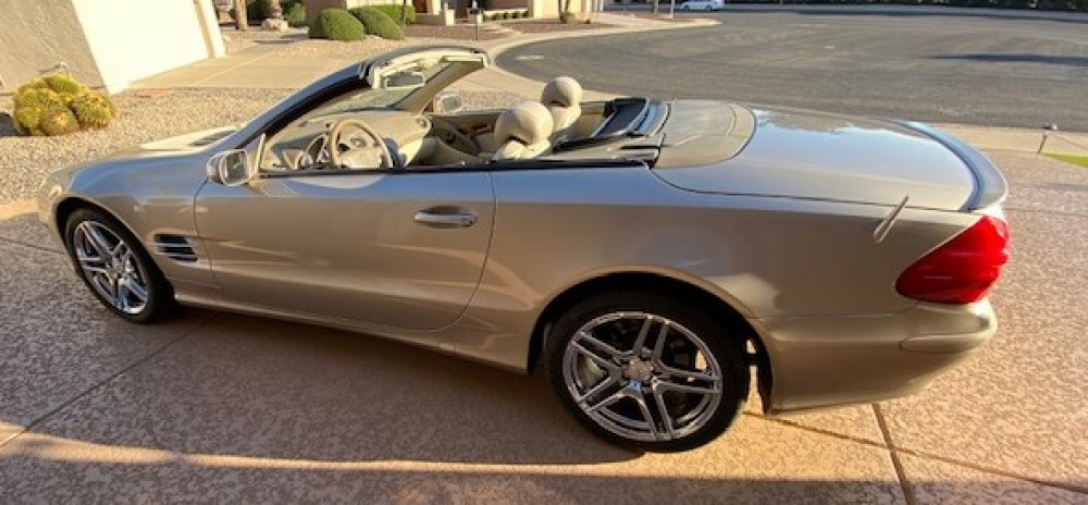 #428 - 2005 Mercedes Benz SL500 Hardtop Convertible | MAG Auctions