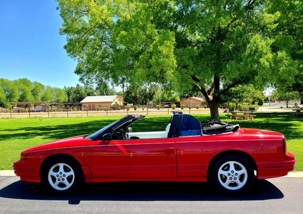 #336 - 1995 Oldsmobile Cutlass Supreme Convertible | MAG Auctions