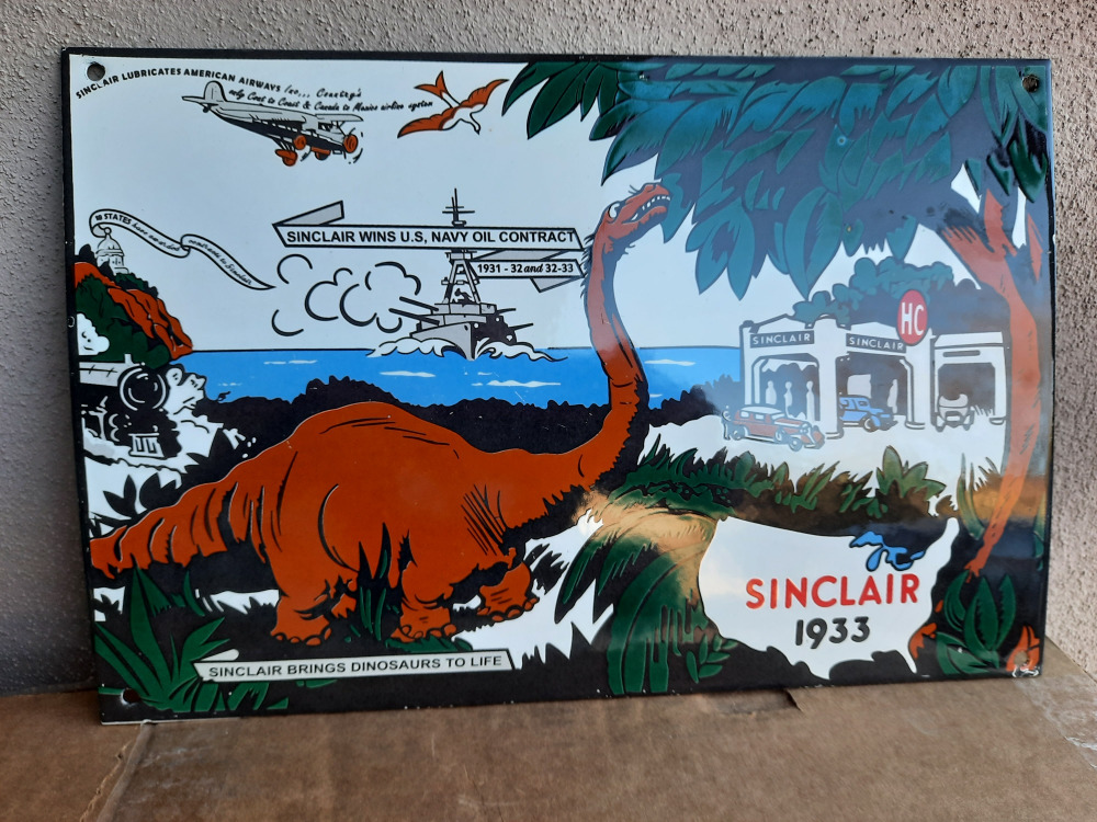 #M001 - Sinclair Porcelain Sign | MAG Auctions