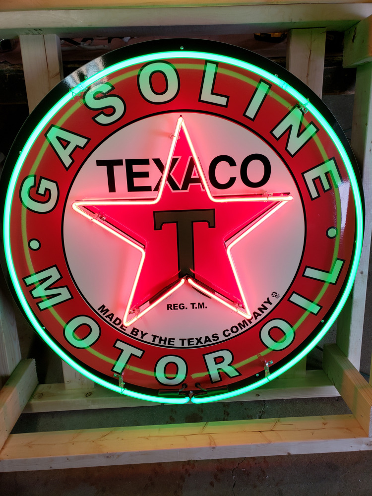 #M008 - Texaco Tin Neon Sign 36" | MAG Auctions