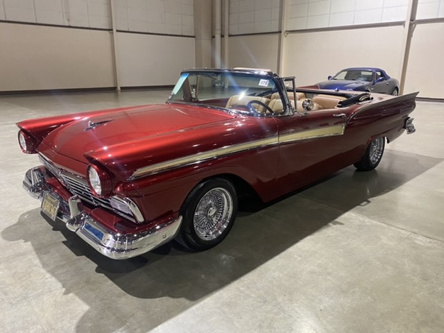 #375 - 1957 Ford Fairlane Convertible | MAG Auctions