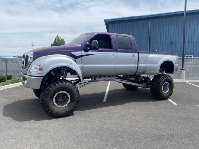 #592 - 2004 Ford F 350 Custom Truck | MAG Auctions