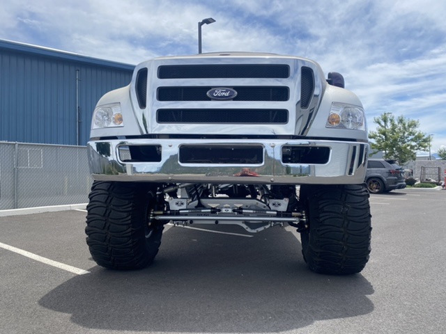 #592 - 2004 Ford F 350 Custom Truck | MAG Auctions
