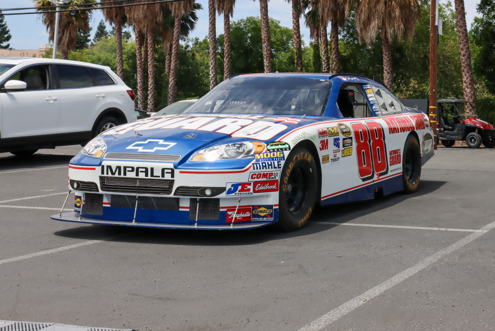 #621 - 2007 Chevrolet Impala 88 Nascar Race Car | MAG Auctions