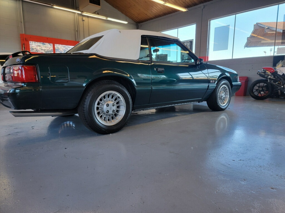 #331 - 1990 Ford Mustang 7UP Edition | MAG Auctions
