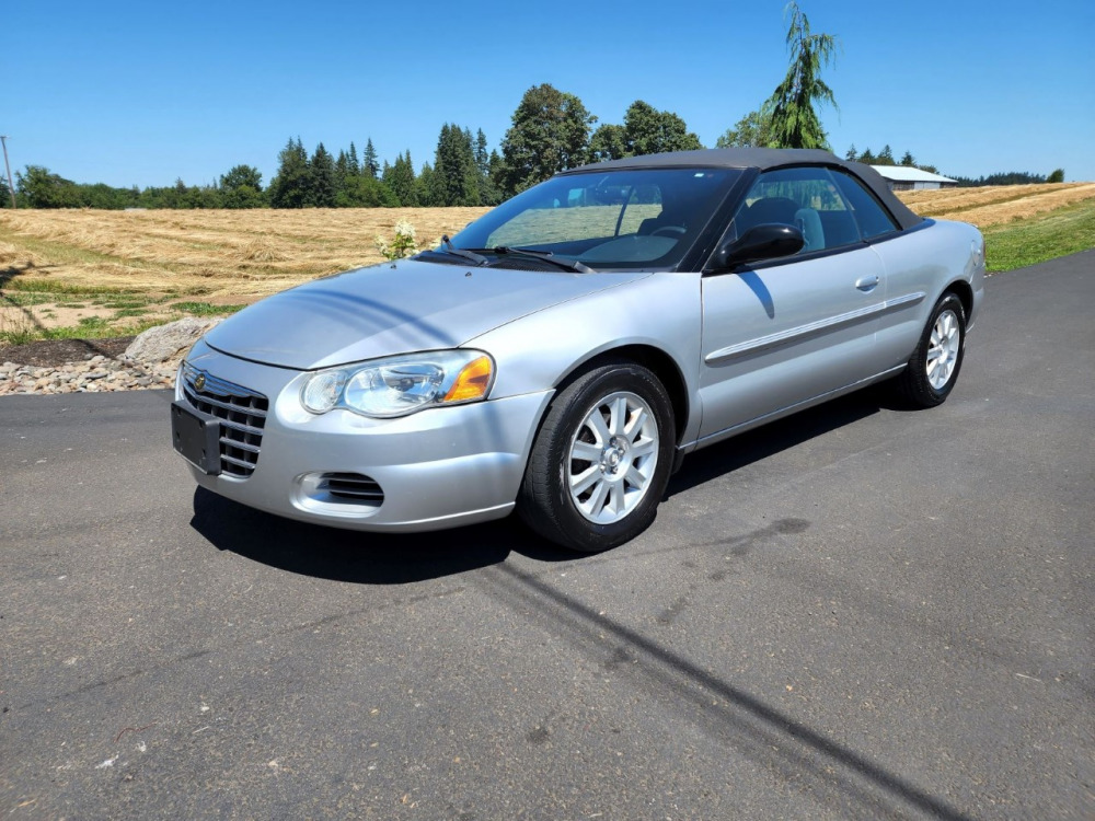 #359 - 2006 Chrysler Sebring GTC Convertible | MAG Auctions