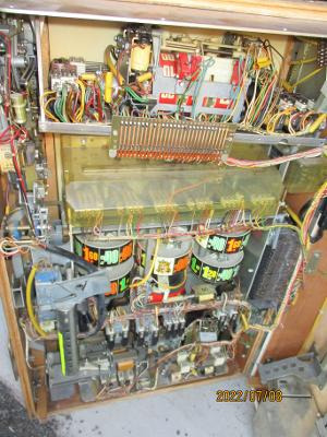 #M138 - Monarch euro German slot machine | MAG Auctions