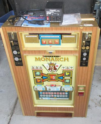 #M138 - Monarch euro German slot machine | MAG Auctions