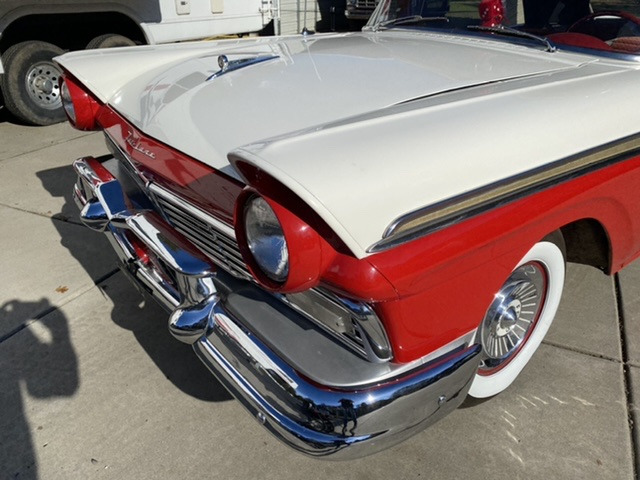 #147T - 1957 Ford Fairlane 500 Convertible | MAG Auctions