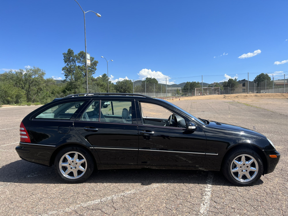 #220 - 2002 Mercedes-Benz C320 Wagon | MAG Auctions