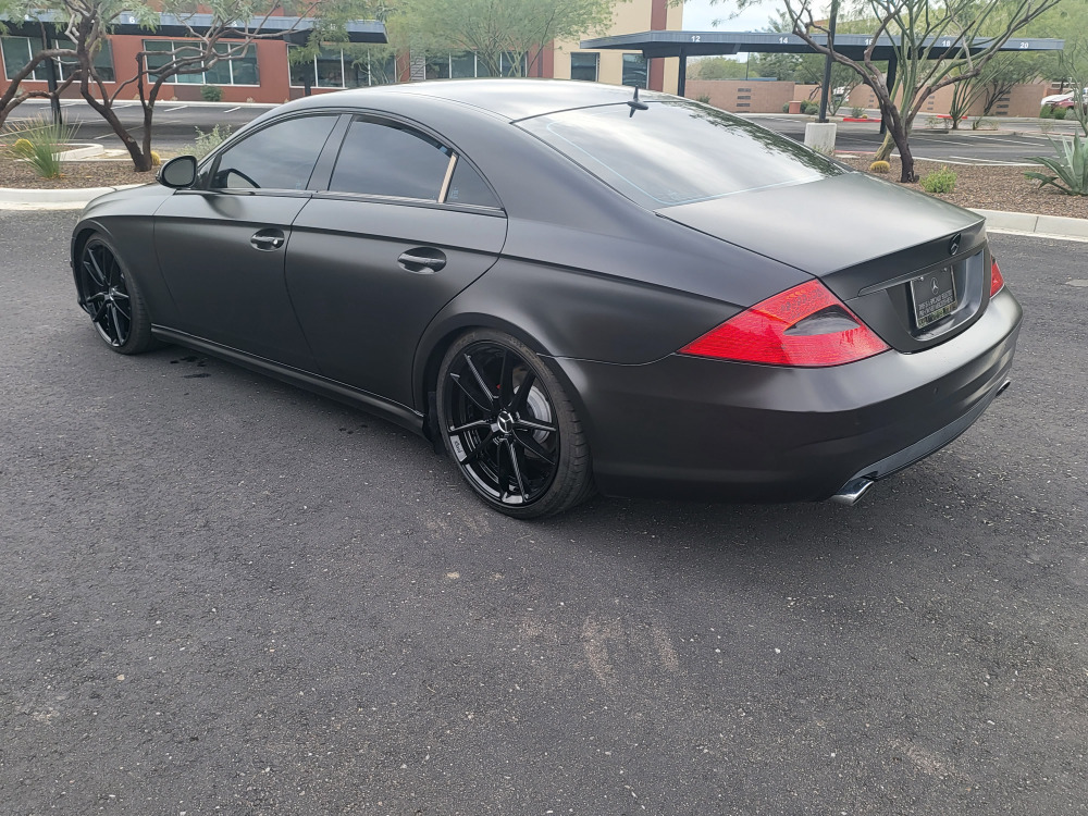 #259 - 2006 Mercedes-Benz CLS500 Sport Package | MAG Auctions
