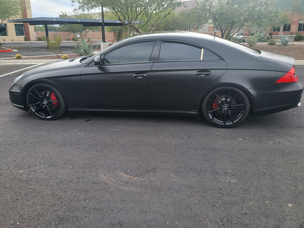 #259 - 2006 Mercedes-Benz CLS500 Sport Package | MAG Auctions