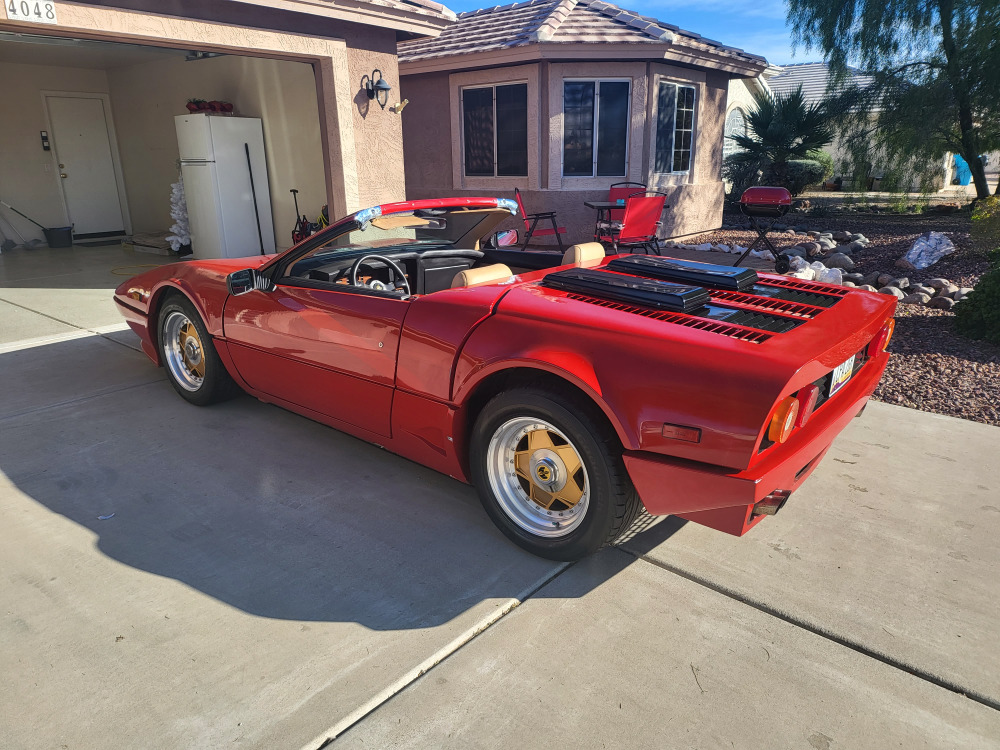#306 - 1991 Pontiac Fiero--Ferrari Reproduction Kit | MAG Auctions