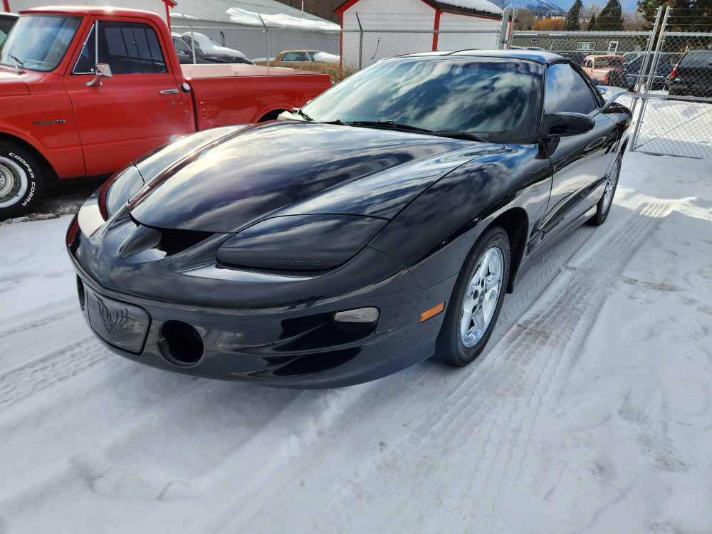 #307 - 2000 Pontiac Trans Am | MAG Auctions