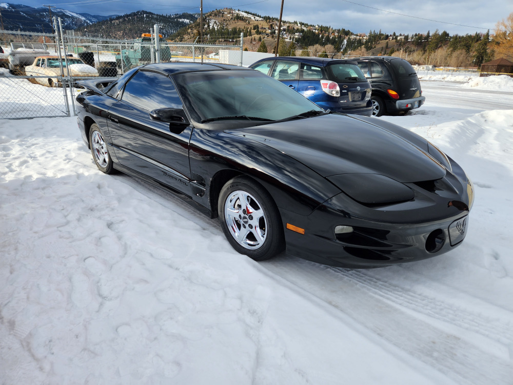 #307 - 2000 Pontiac Trans Am | MAG Auctions