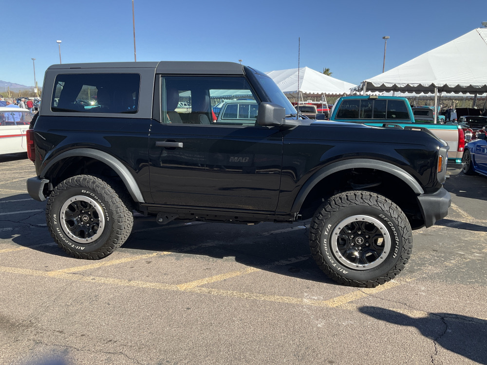 #463 - 2022 Ford Bronco | MAG Auctions