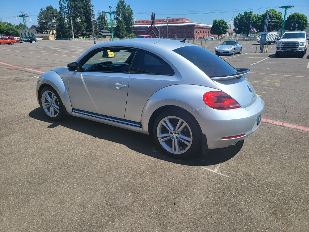 #127 - 2012 Volkswagen Beetle | MAG Auctions