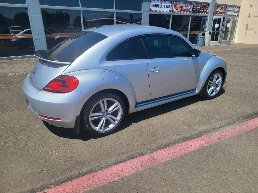 #127 - 2012 Volkswagen Beetle | MAG Auctions