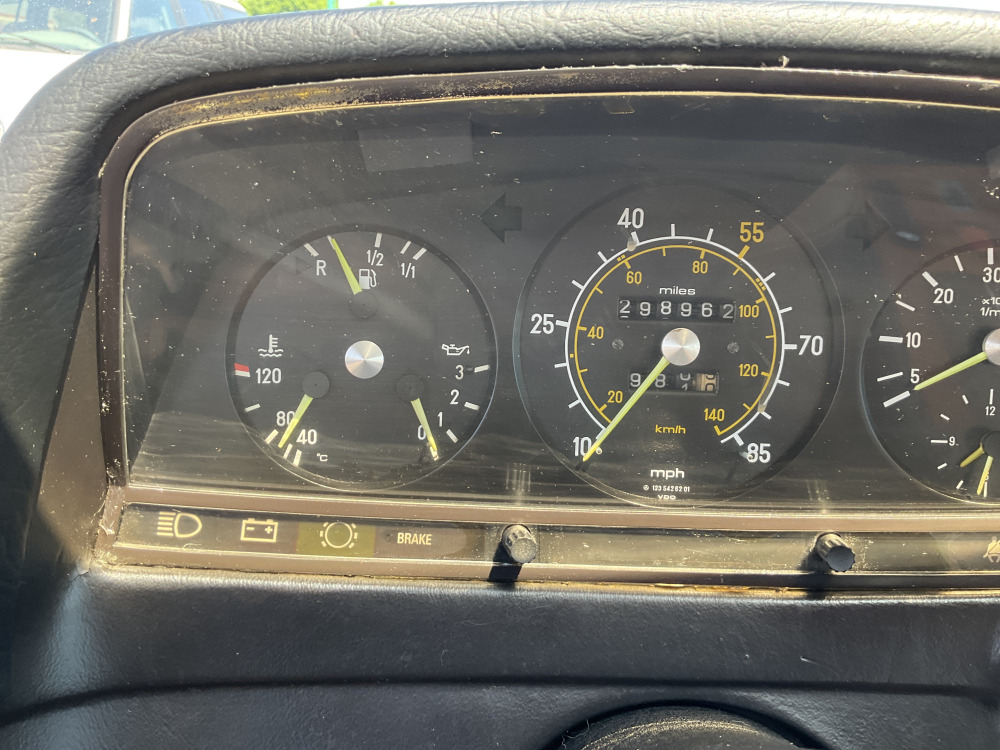 #208R - 1982 Mercedes 300CD Diesel Coupe | MAG Auctions