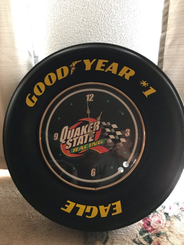 #M014 - Quaker State Neon Racing Tire Clock | MAG Auctions