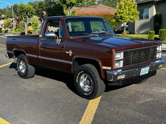 #571 - 1982 Chevrolet K10 4x4 Short Bed Silverado | MAG Auctions
