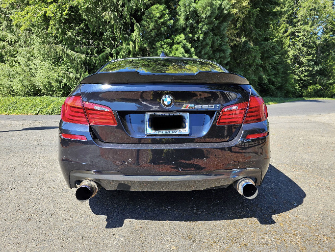 #636 - 2011 BMW 550I | MAG Auctions
