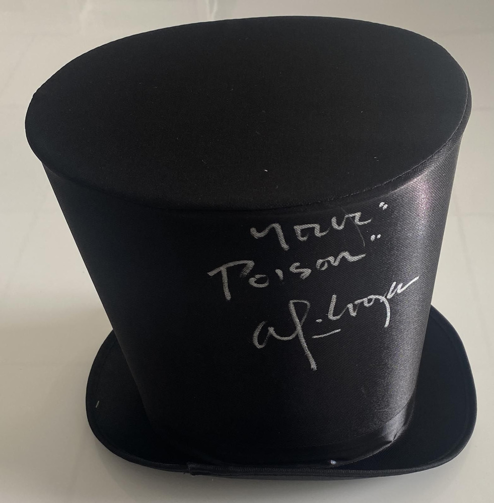 #M011 - Alice Cooper signed top hat | MAG Auctions