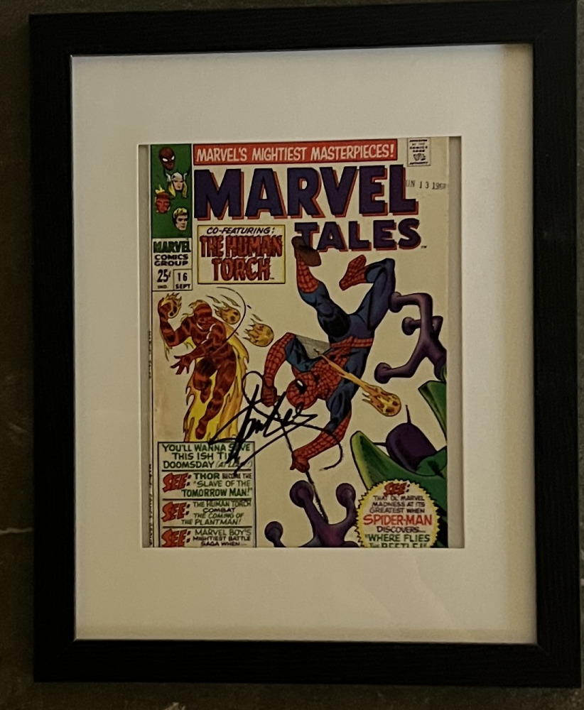 #M044 - Stan Lee signed comic book | MAG Auctions