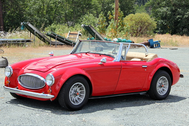 #592 - 1965 Austin Healey 3000 Kit | MAG Auctions