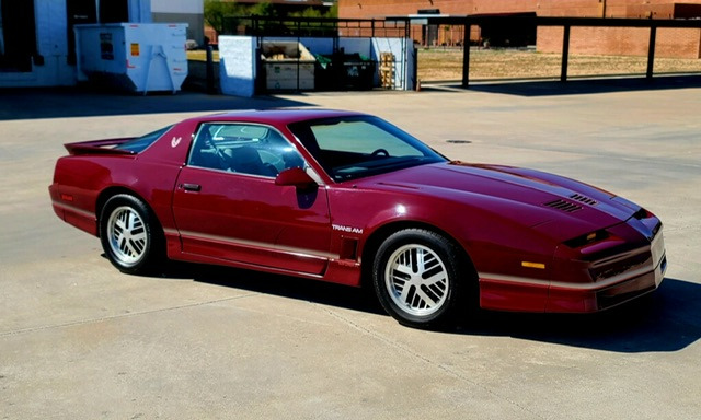#136 - 1985 Pontiac Trans Am | MAG Auctions