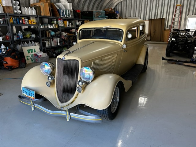 #137 - 1934 Ford 5 Window sedan | MAG Auctions