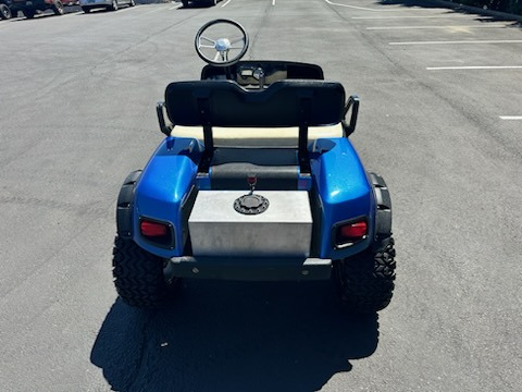 #302 - 2000 EZ Go custom build Golf Cart | MAG Auctions