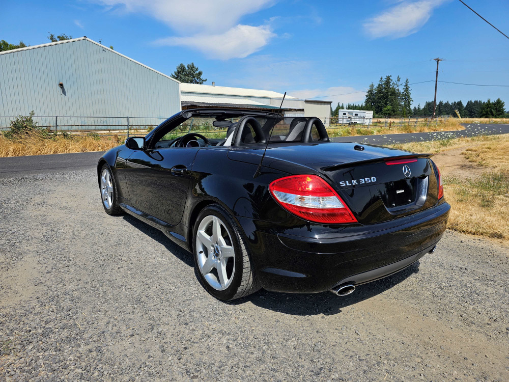 #162 - 2007 Mercedes-Benz SLK350 | MAG Auctions