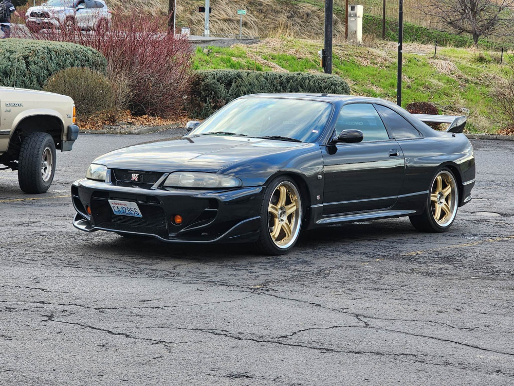 #526 - 1995 Nissan GT-R V SPEC | MAG Auctions
