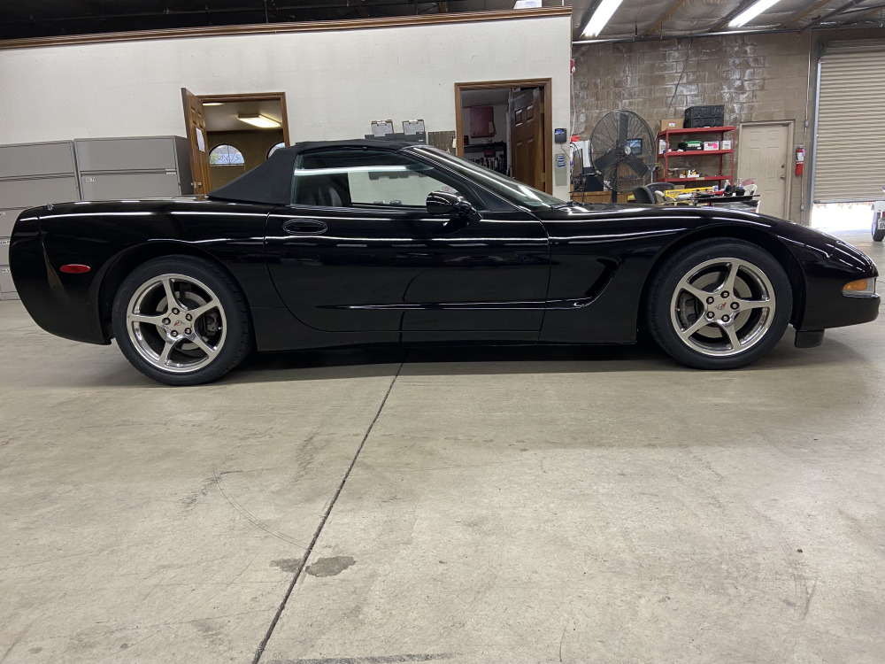 #177 - 2002 Corvette Convertible 6-speed manual | MAG Auctions