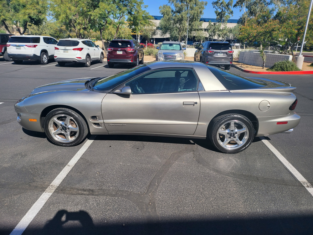 #335 - 2000 Pontiac Firebird Formula WS6 | MAG Auctions