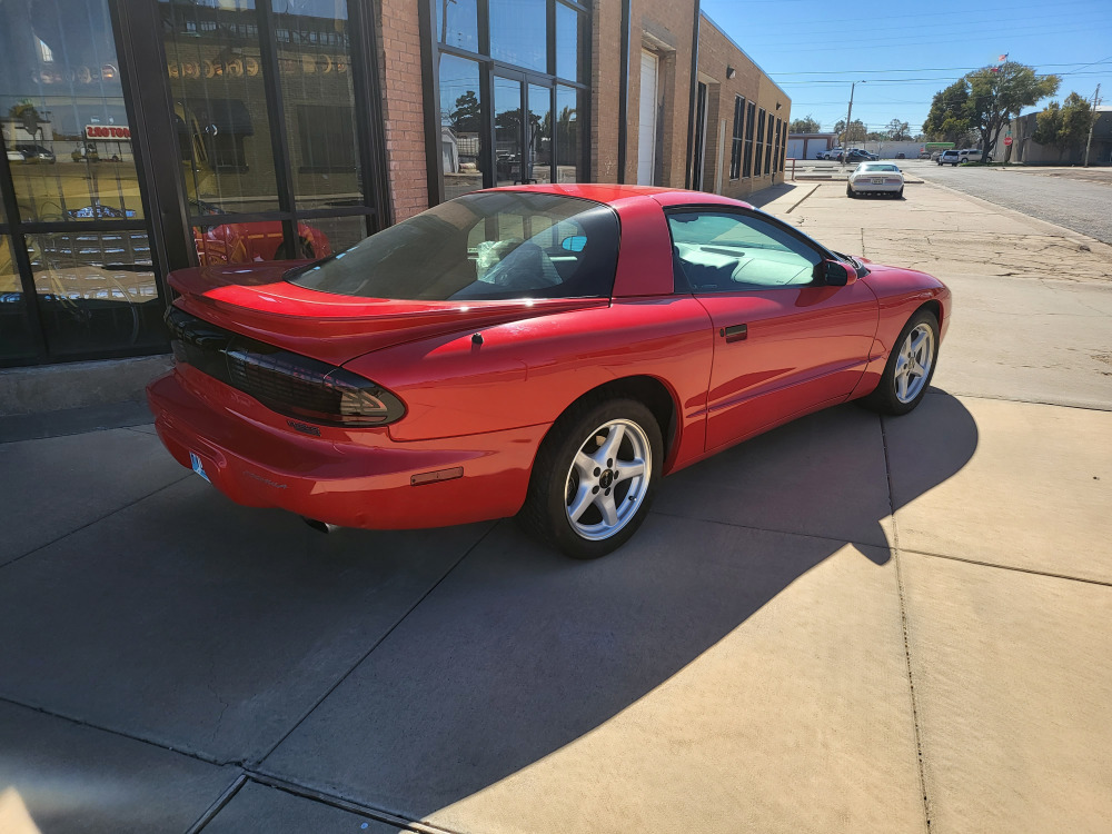 #351 - 1996 Pontiac Formula Firebird Ram Air WS6 | MAG Auctions