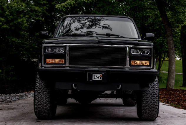 #594 - 1989 GMC Jimmy Resto-Mod | MAG Auctions